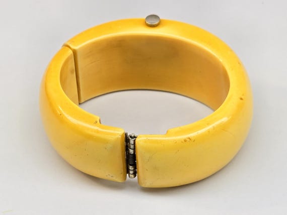 Vintage Royal Dynasty Bakelite Watch, Butterscotch Ye… - Gem