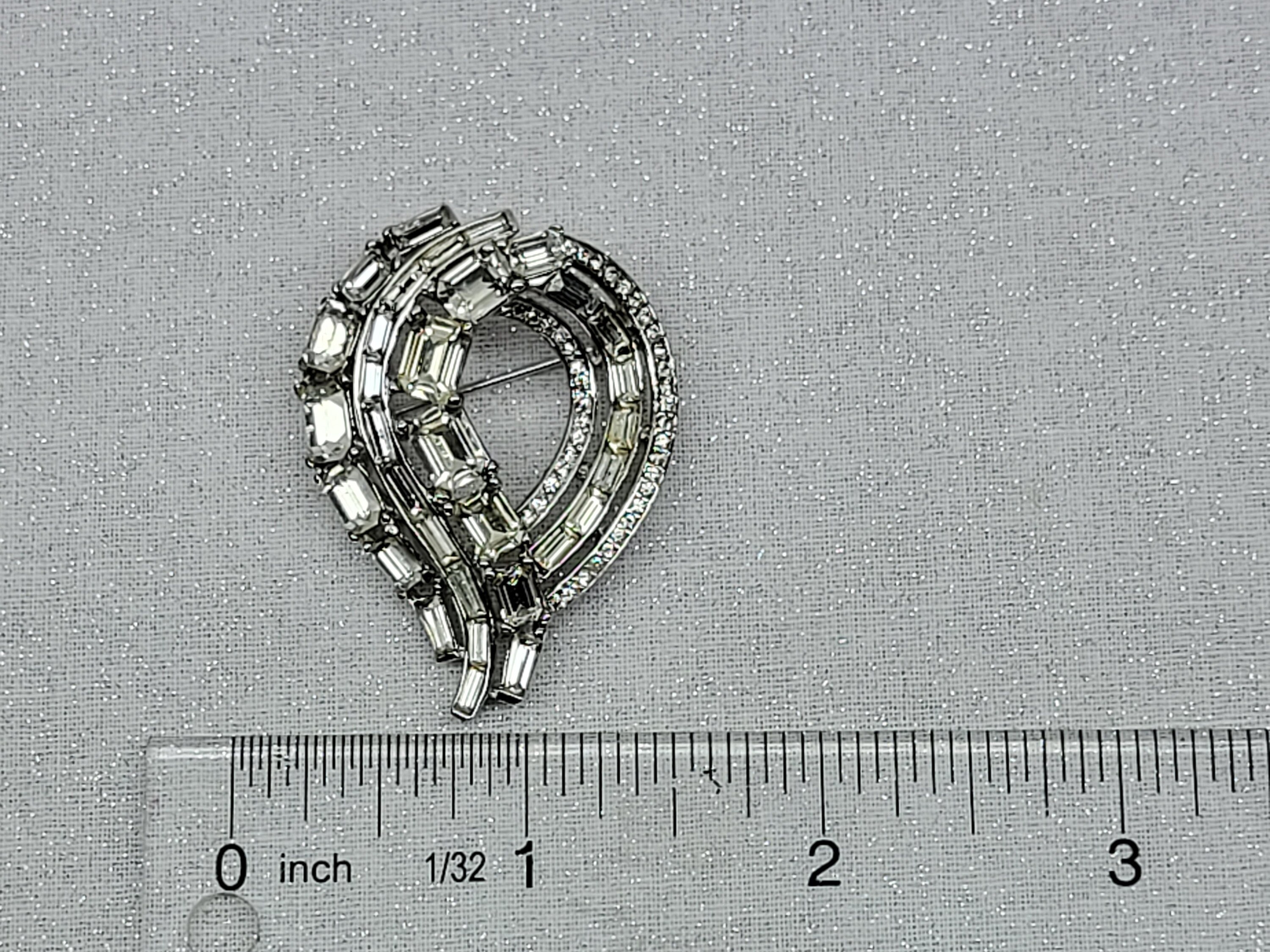 Vintage Crown Trifari Crystal Brooch, Antique Silver Tone Trifari ...