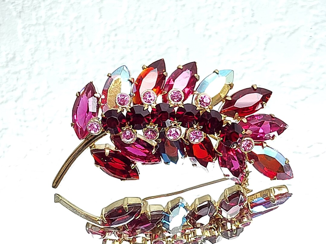 Vintage Ruby Red and Gold Crystal Brooch, Czechoslovakia Crystal Brooch ...