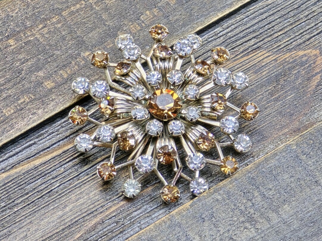 Vintage Round Gold Tone Starburst Rhinestone Brooch, Openwork Crystal ...