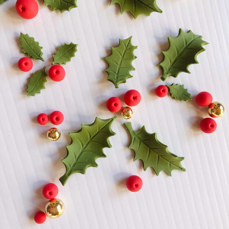 Edible Holly Cake Toppers/berries. - Etsy UK