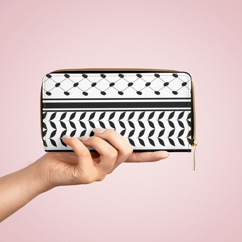 Palestine, Palestinian, Hirbawi, Keffiyeh, Resistance Scarf Printed ...