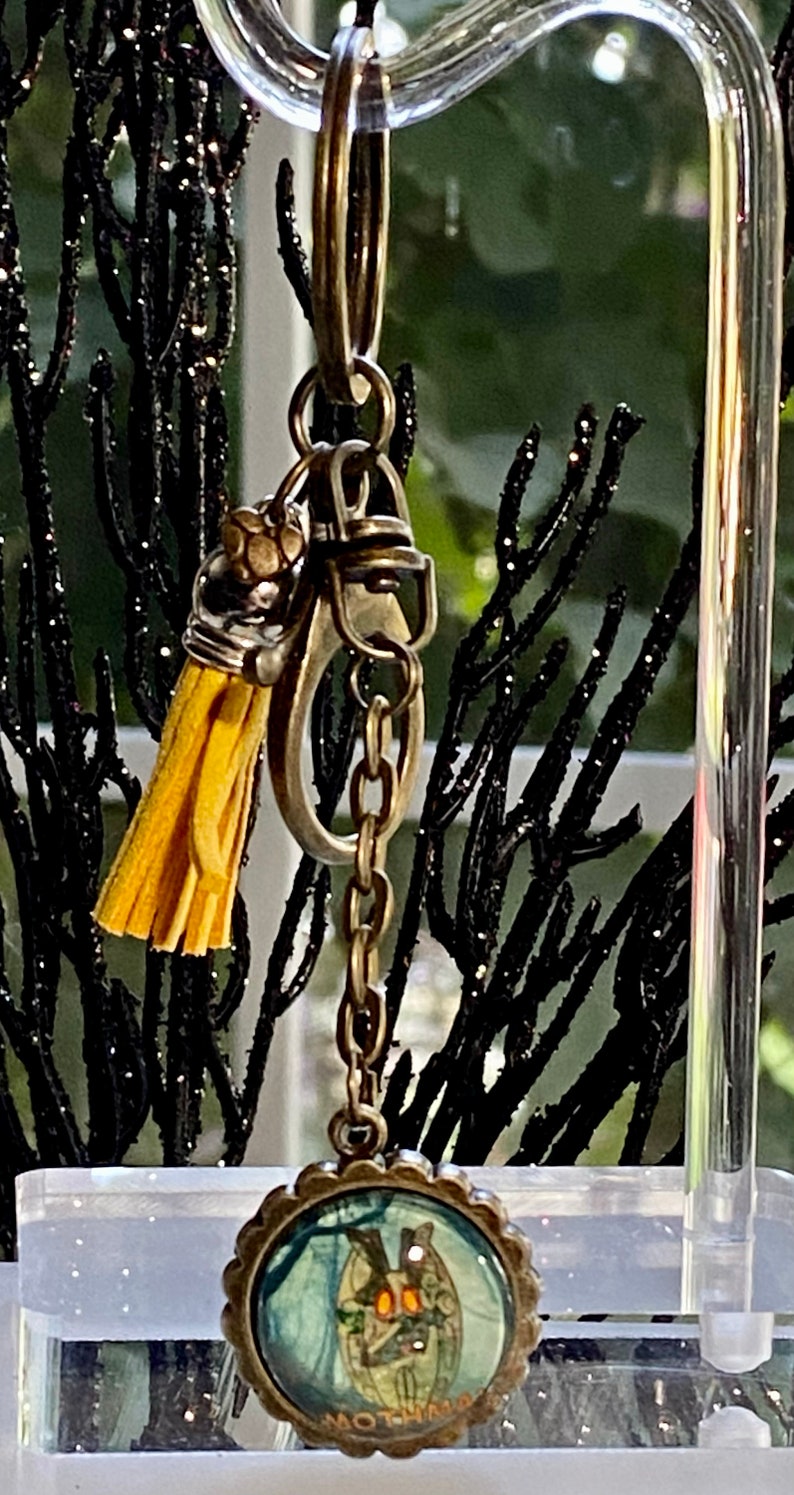 Cryptid Keychain Mothman, Fresno Nightcrawler Gift, Wendigo Keychain ...