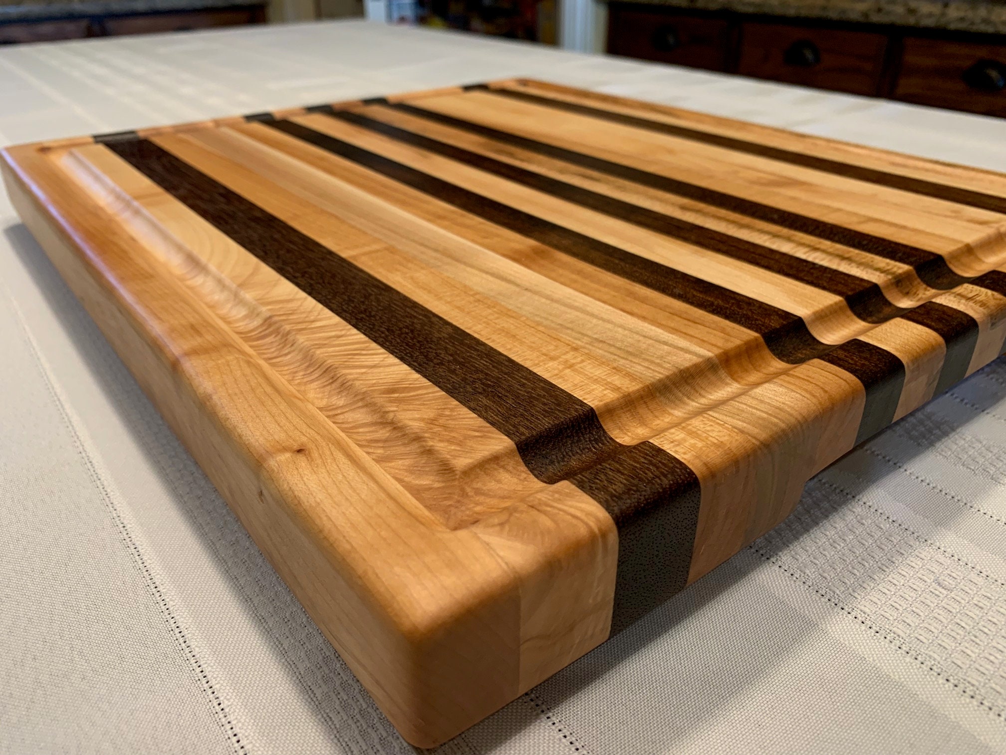 Edge Grain Cutting Board Made From Maple and Walnut - Etsy