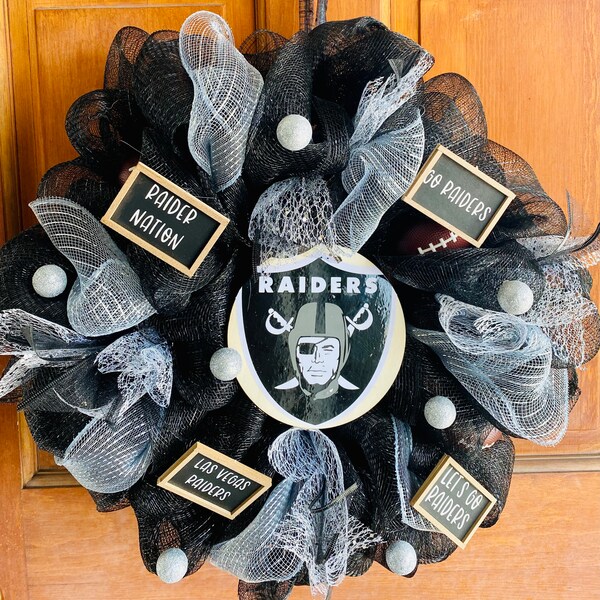 Raiders Wreath - Etsy
