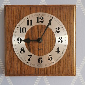 80s Retro Phillips HF Quartz Wall Clock, Made in West Germany. Dark ...