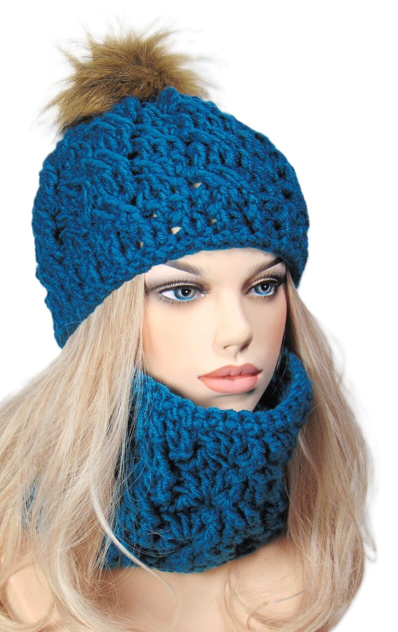 Handmade Cable Knit Wool Hat & Scarf Set: Silver Grey Chunky Beanie - Etsy