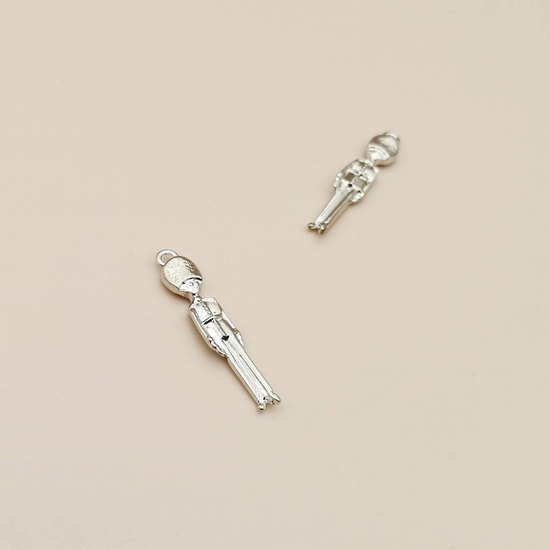 4 Pcs Beefeater Guard Charm, Silver Tower of London Pendant for Jewelry ...