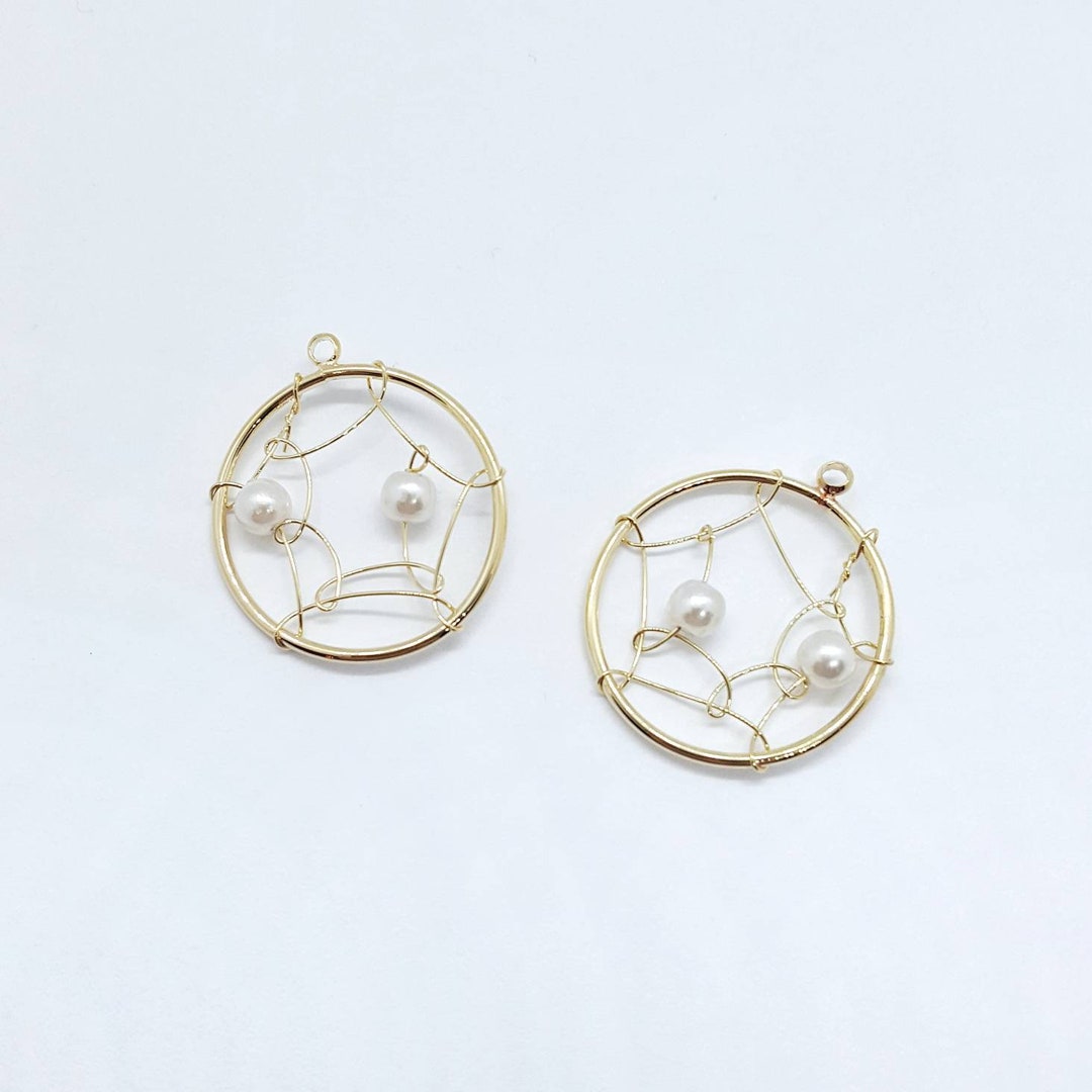 Gold Circle Charms With Pearl, Wire and Pearl Lacing Charms, Jewellery ...