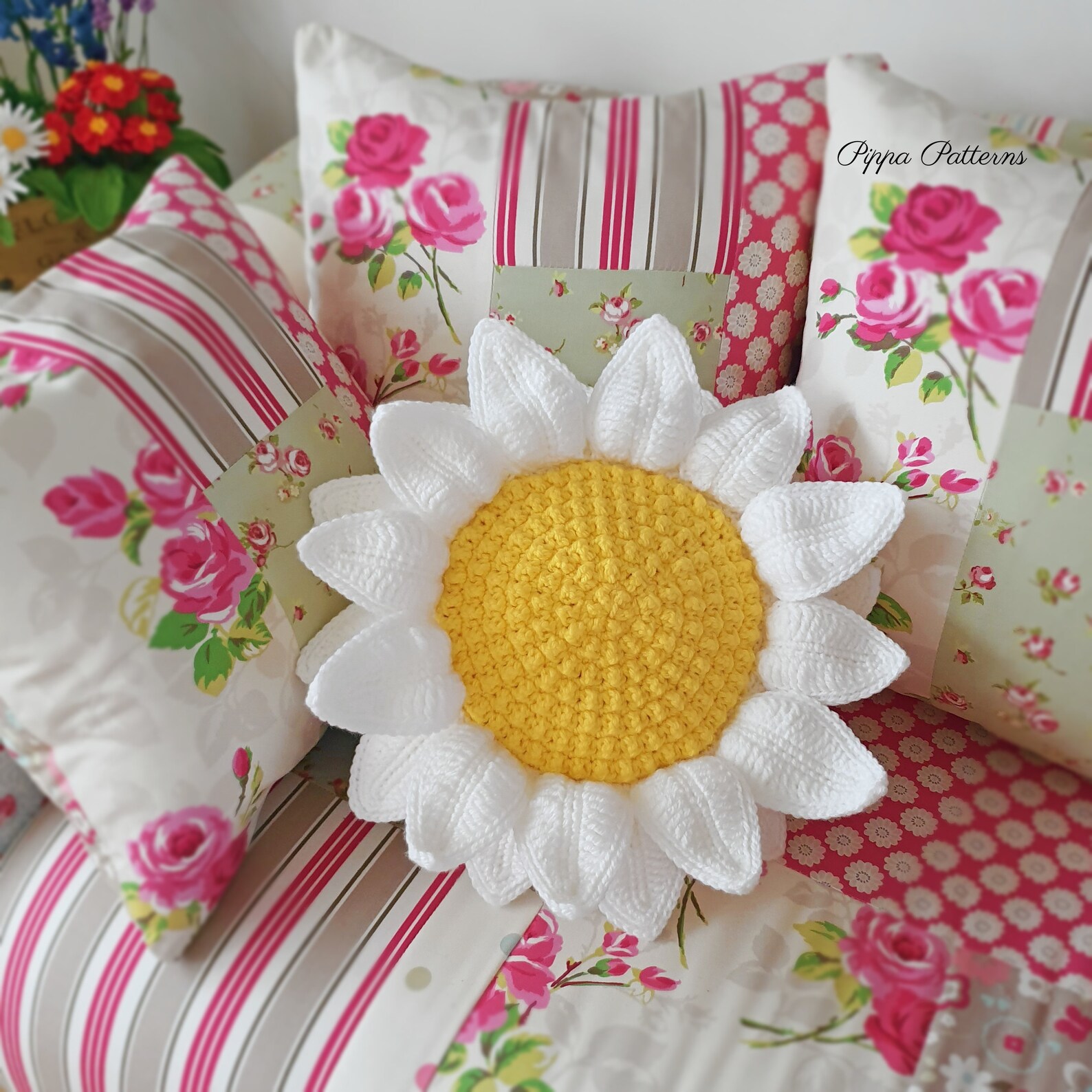 Crochet Flower Cushion Daisy Cushion Daisy Pillow - Etsy