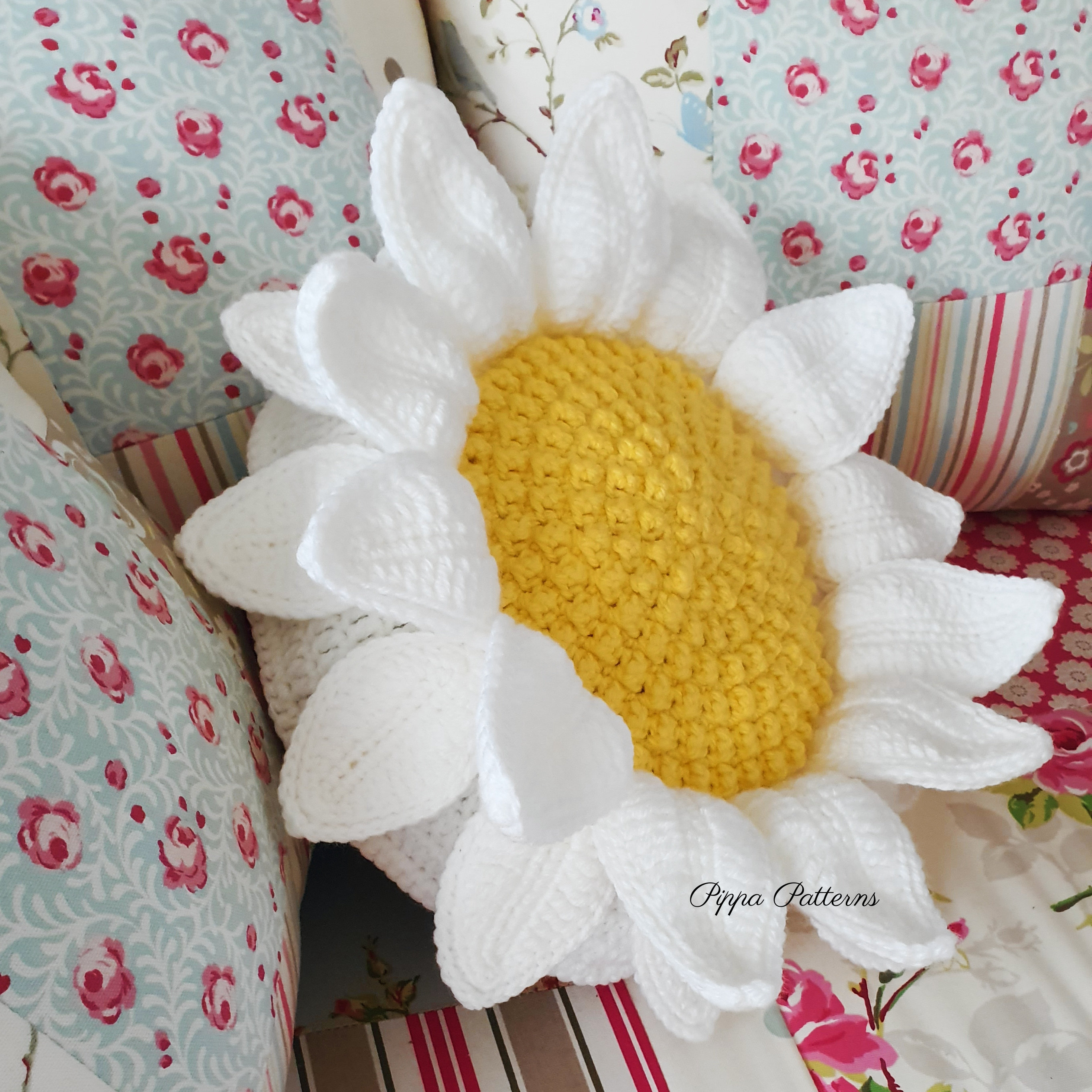 Crochet Flower Cushion Daisy Cushion Daisy Pillow - Etsy