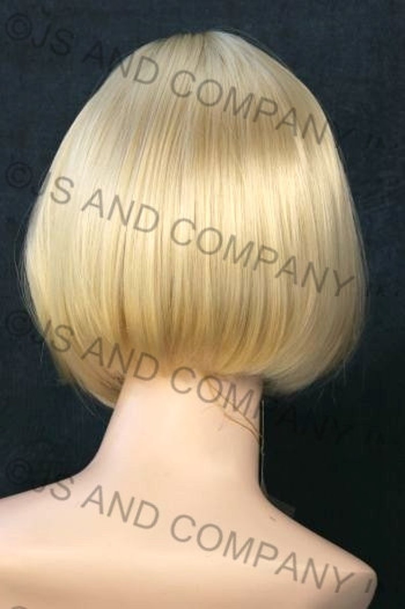 Pale Blonde Short Straight Bob Center Part With Full Bangs Classy and ...