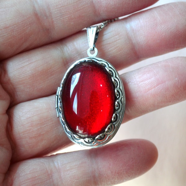 Glass Locket - Etsy
