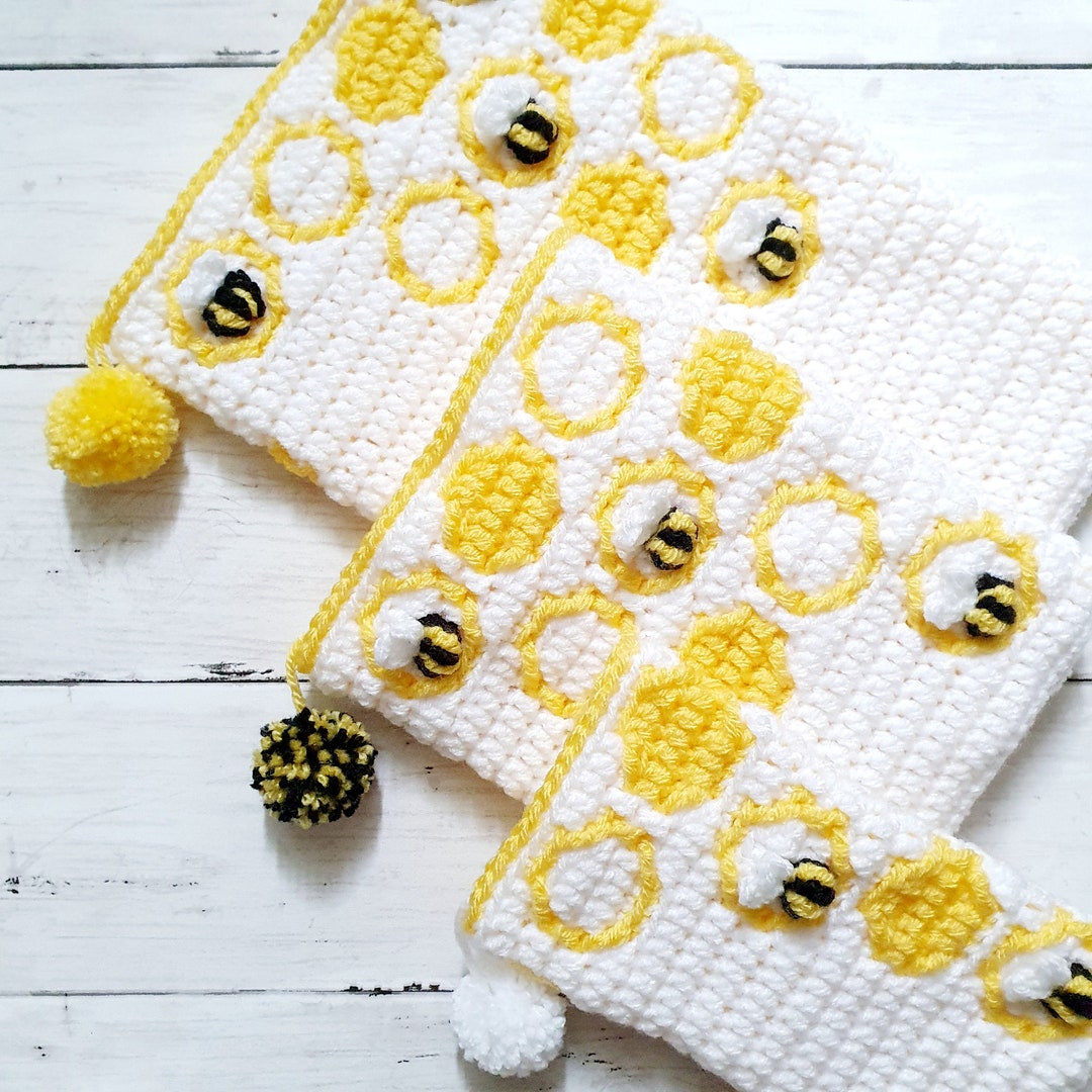 Mosaic Bee Case Set - Etsy