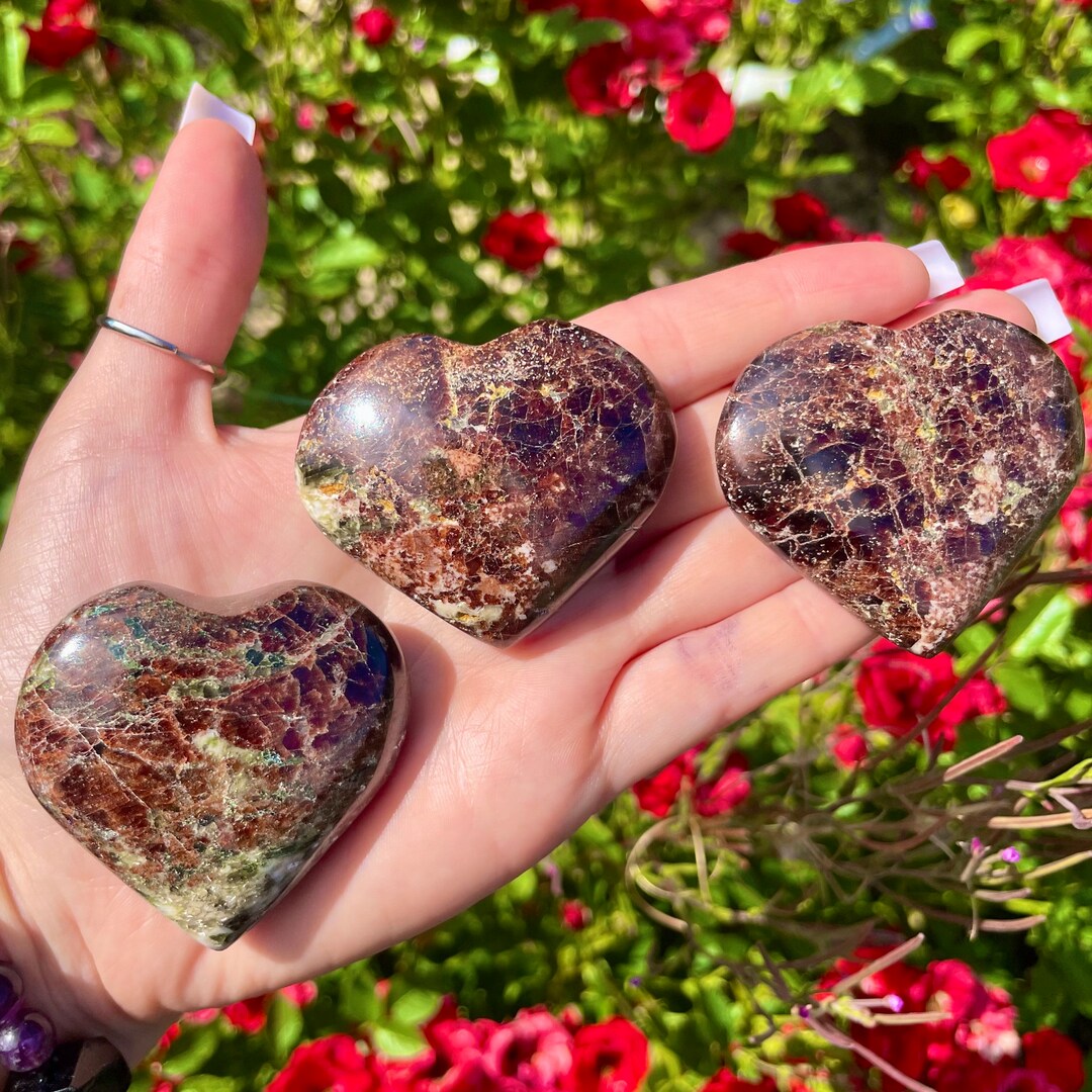 Red Garnet Almandine Heart Crystal Healing Natural Gem Stone Root ...