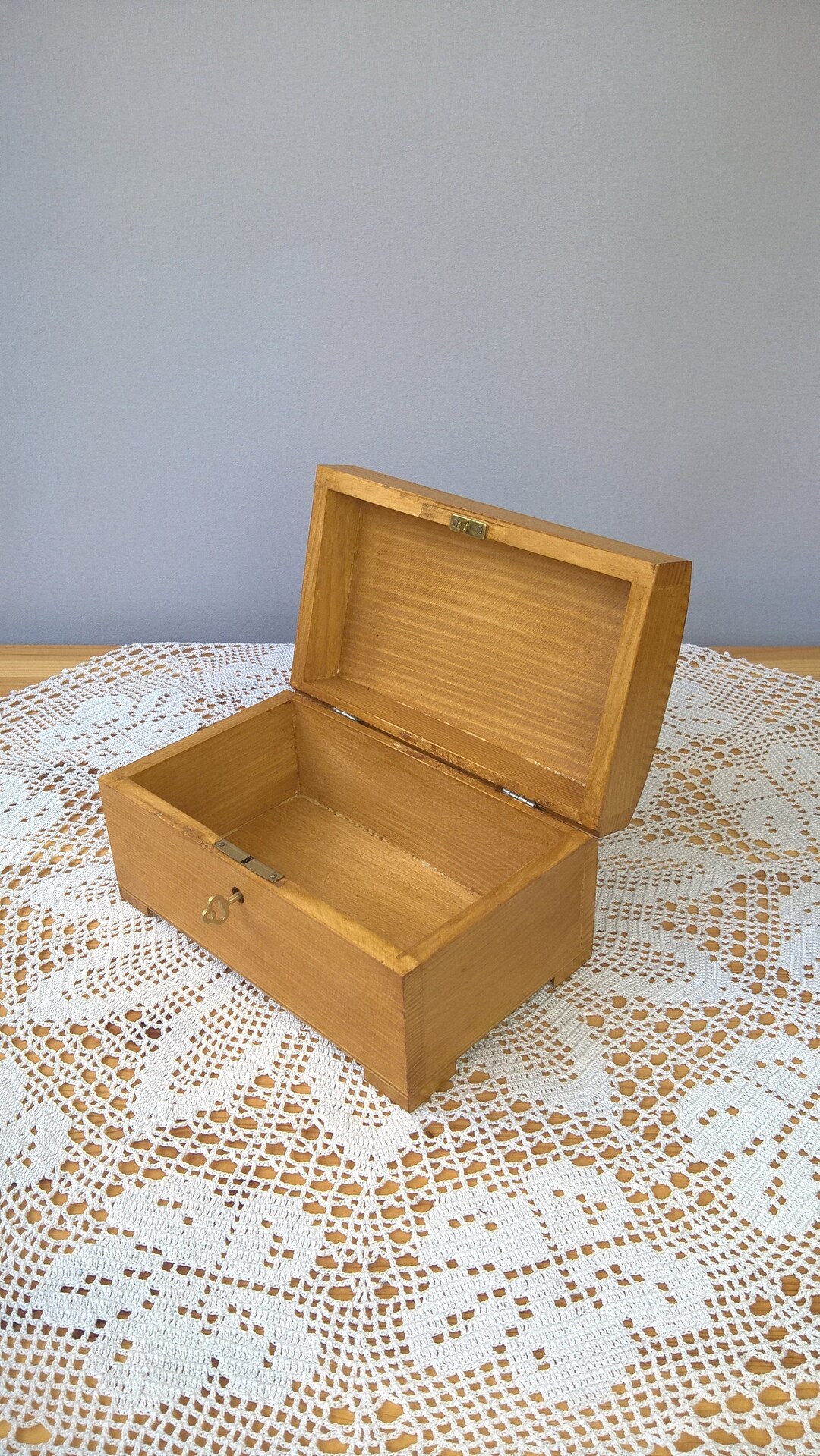Wooden Keepsake Box Varnished Golden Oak Color Locked With the Key - Etsy