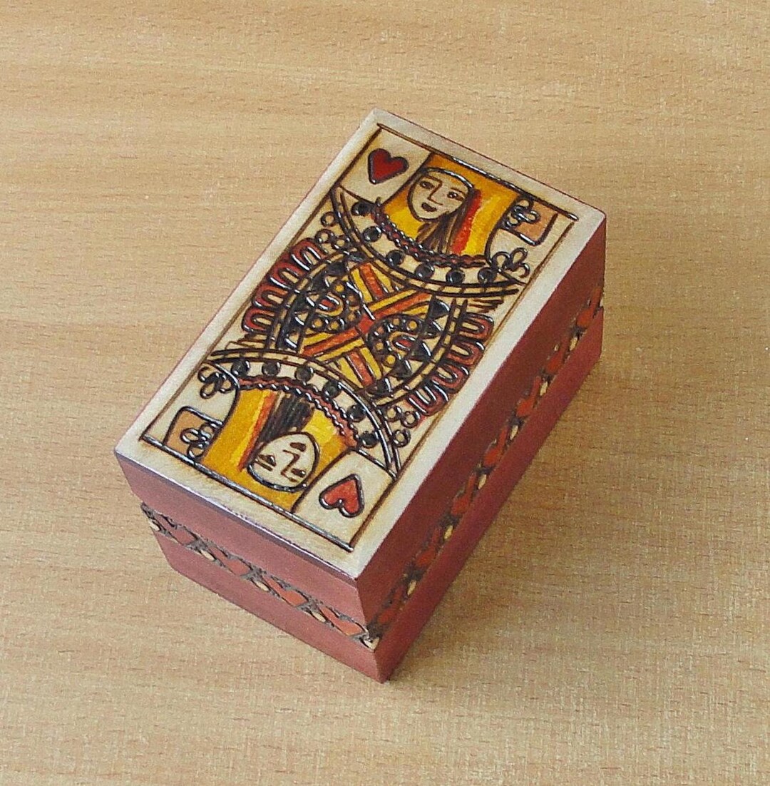 Wooden Playing Card Box for 2 Decks of Playing Cards, Queen of Hearts ...