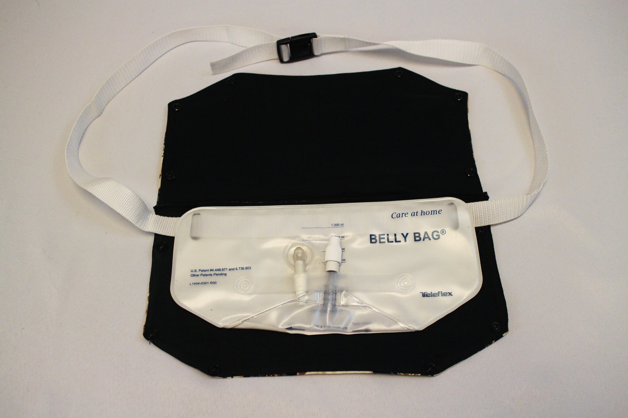 Pug Dogs Belly Bag Cotton Cloth Catheter Teleflex Cover Urine 1000cc ...