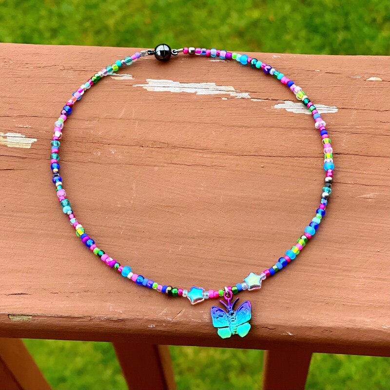 Little Girl Necklace - Etsy