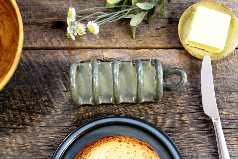 Toast Rack – Pottery Toast Holder, Ceramic Toast Rack, Pottery Toast ...
