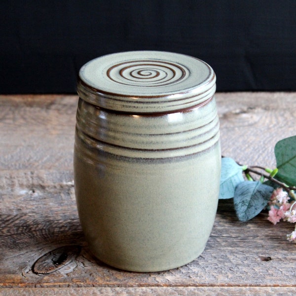 Pottery Urn - Etsy