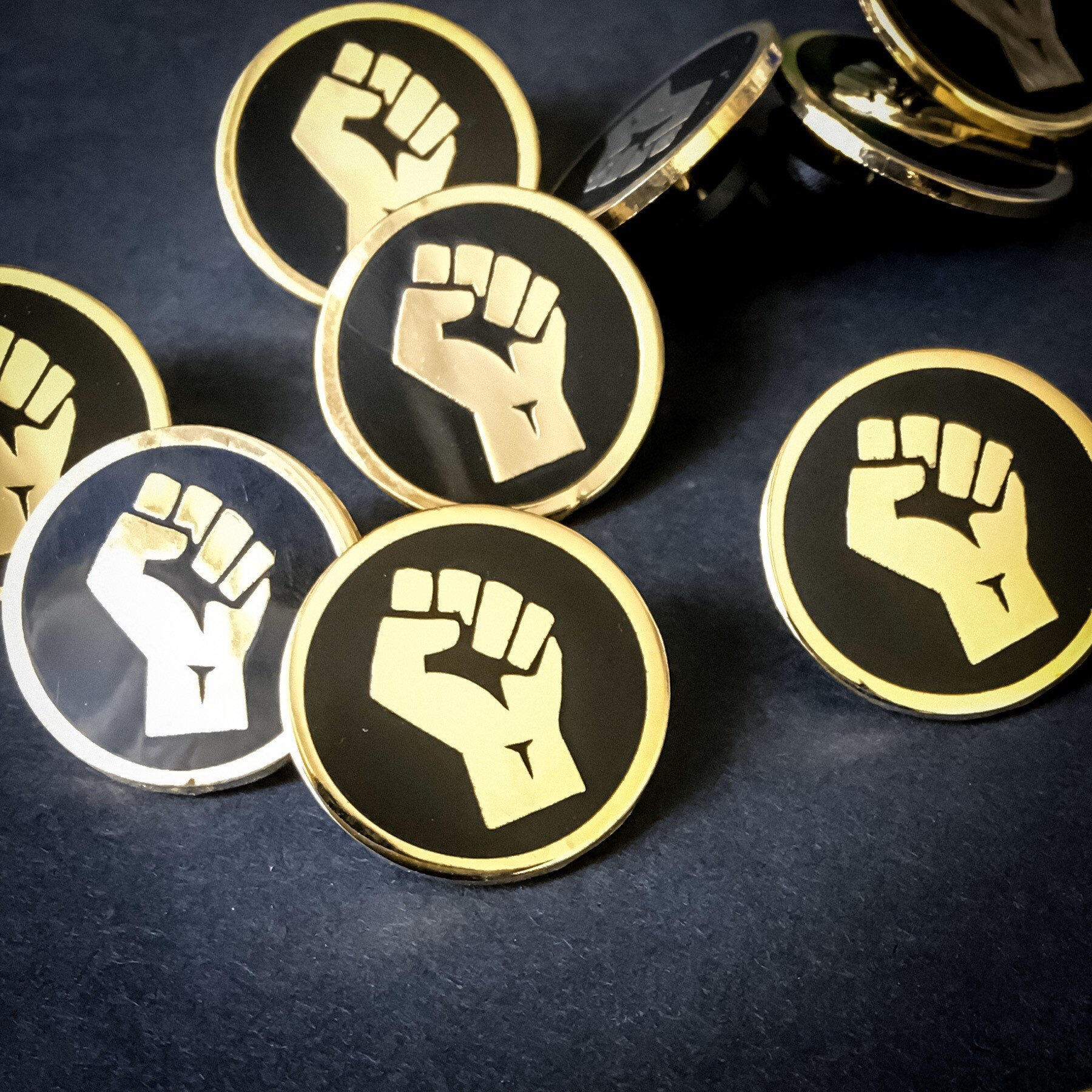 BLM Pin Resist Fist Pin Power Fist Black Life Matter Pin - Etsy Canada