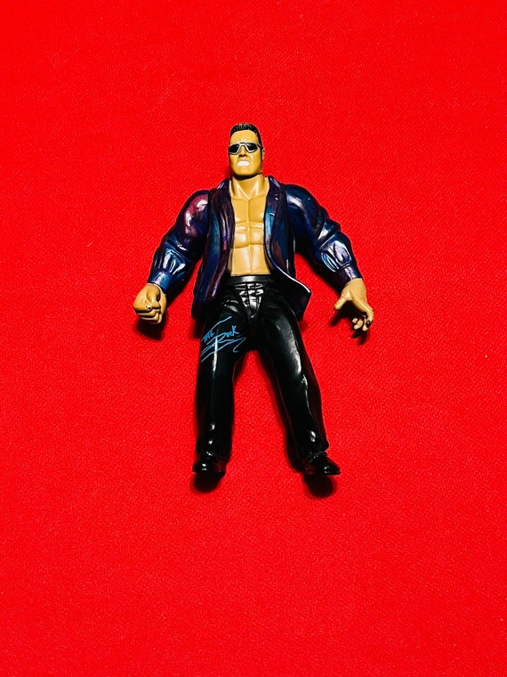 1998 the Rock Figure Dwayne Johnson Wearing Purple Outfit Rare 1990s Jakks Pacific Original Action Figure 1 Trading Card Please Read Etsy UK