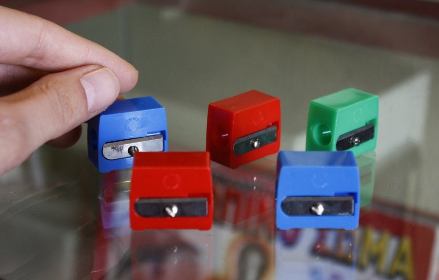Lot of 5 Set of Five Pencil Sharpeners Vintage Sharpeners - Etsy
