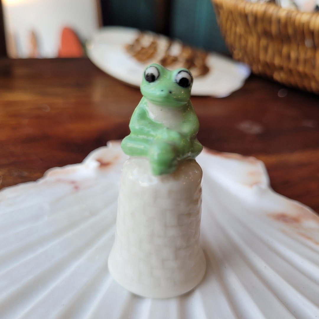 Frog Thimble, Frog Miniature, Thimble Collection, Green Frog Porcelain ...