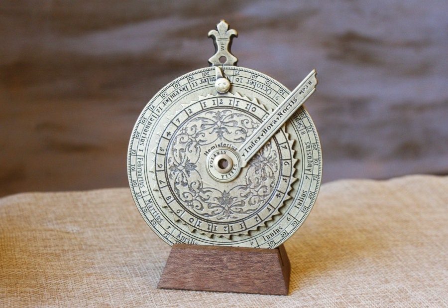 Nocturnal, Astrolabe, Astronomy Lover, Abacus, Navigation Instrument ...