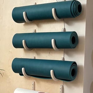 Hanger Wall Mount for Yoga Mats, Exercise Mat Hook, Gym Hanger Shelf ...