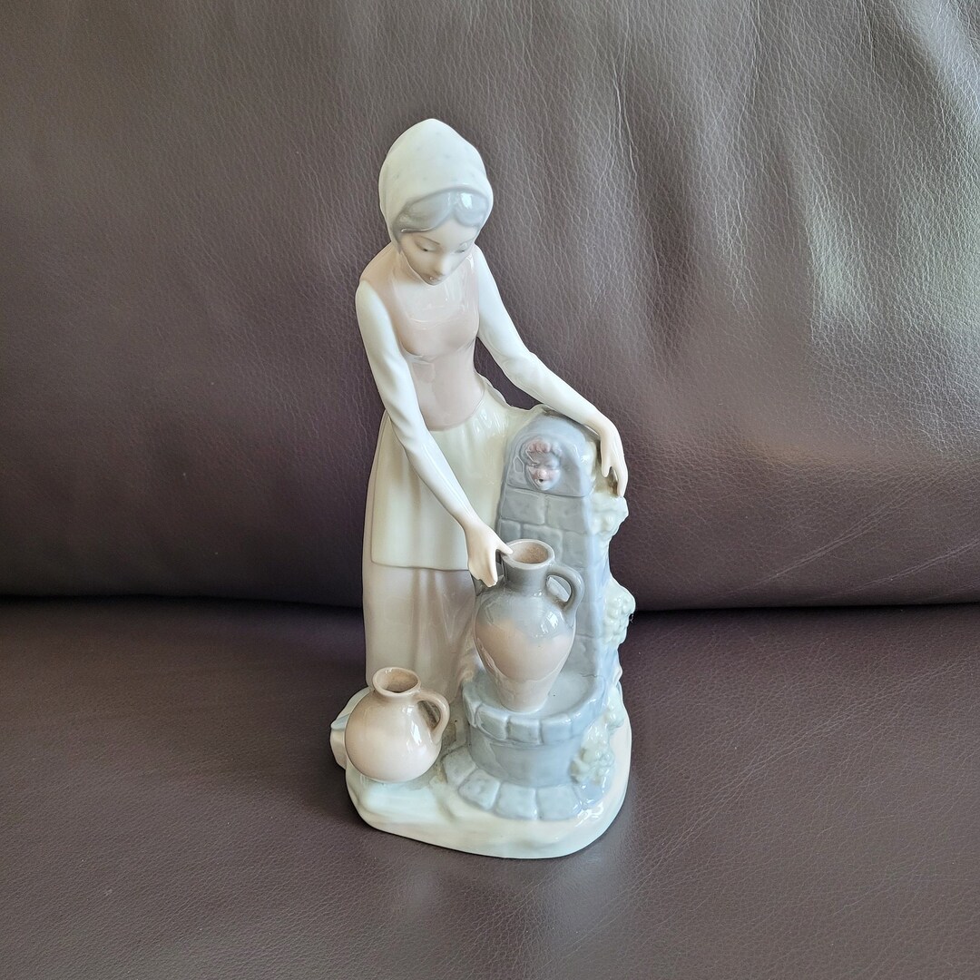 NAO by Lladró Porcelain Figurine Girl in the Fountain – Vicente ...