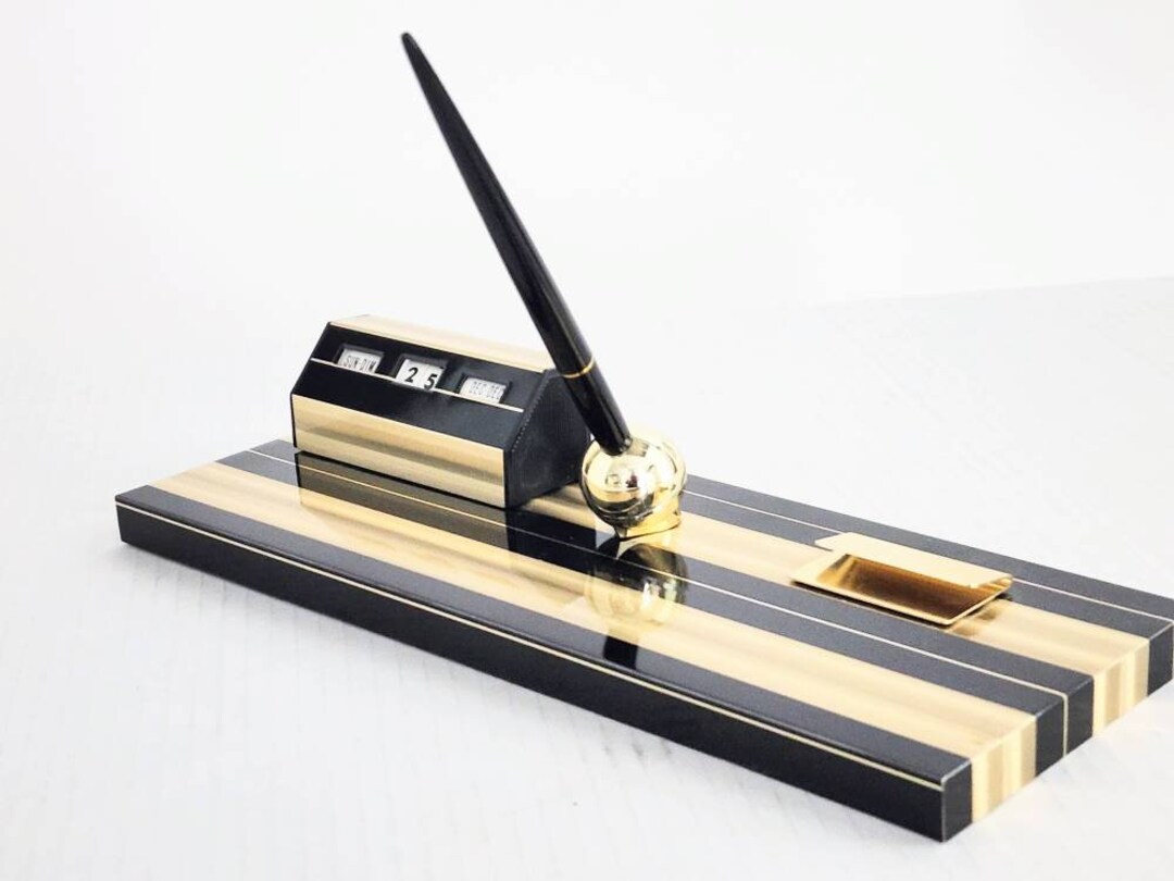 1970 PENCIL HOLDER and VINTAGE CALENDAR - Etsy