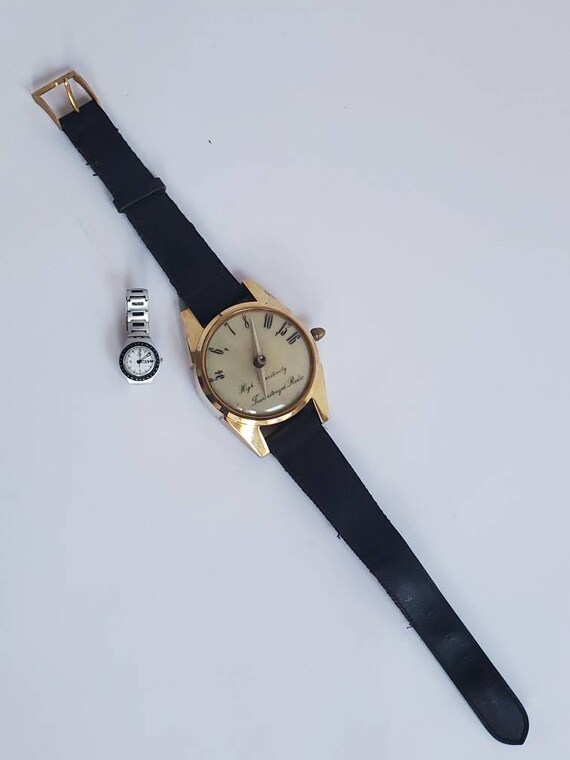 1950 GIANT WRIST WATCH Am Radio made in Japan - Gem
