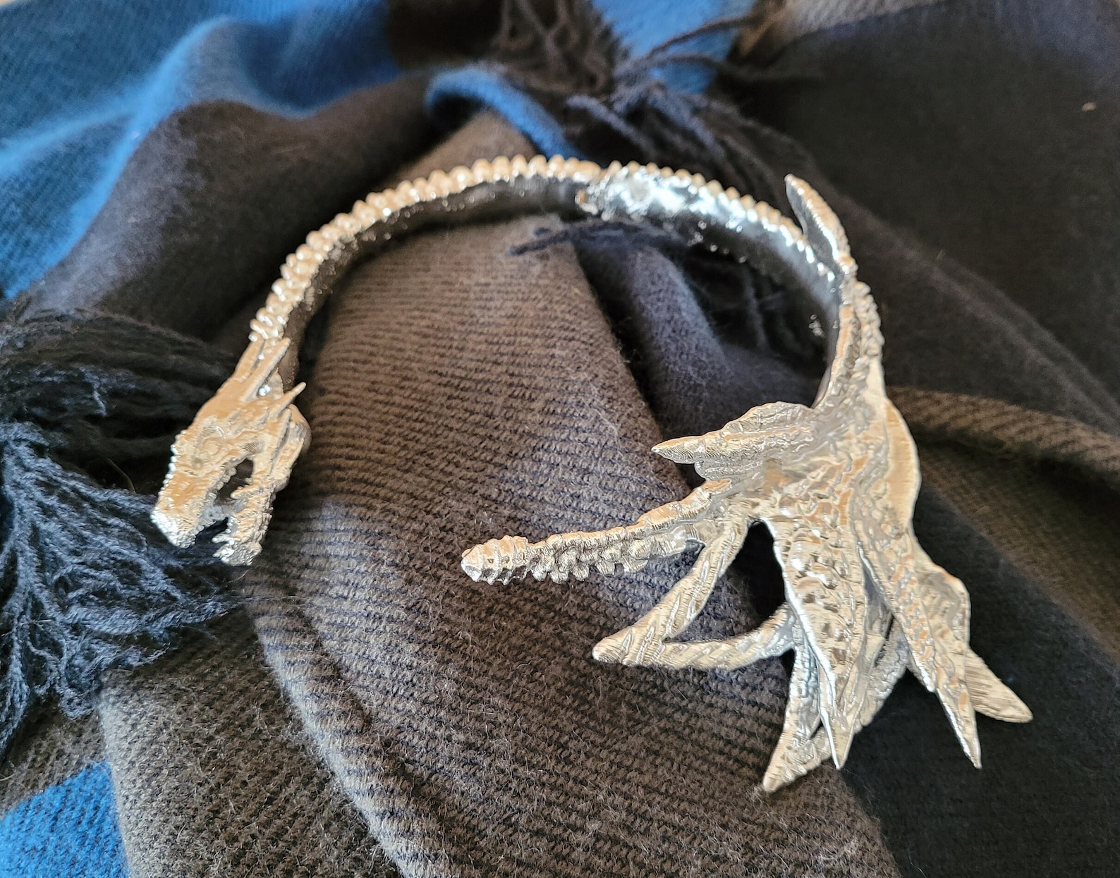 Daenerys Targaryen Necklace - Dragon Necklace - Dragon Choker - Etsy