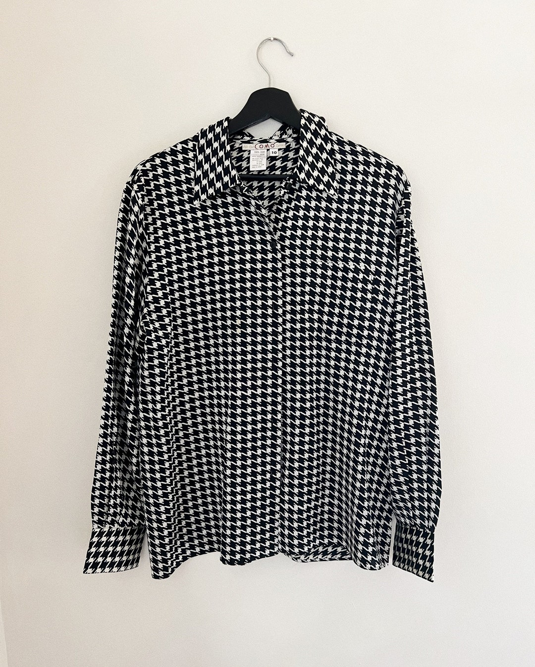 Vintage Women's Silk Blouse / Button up Houndstooth Blouse / Black and ...