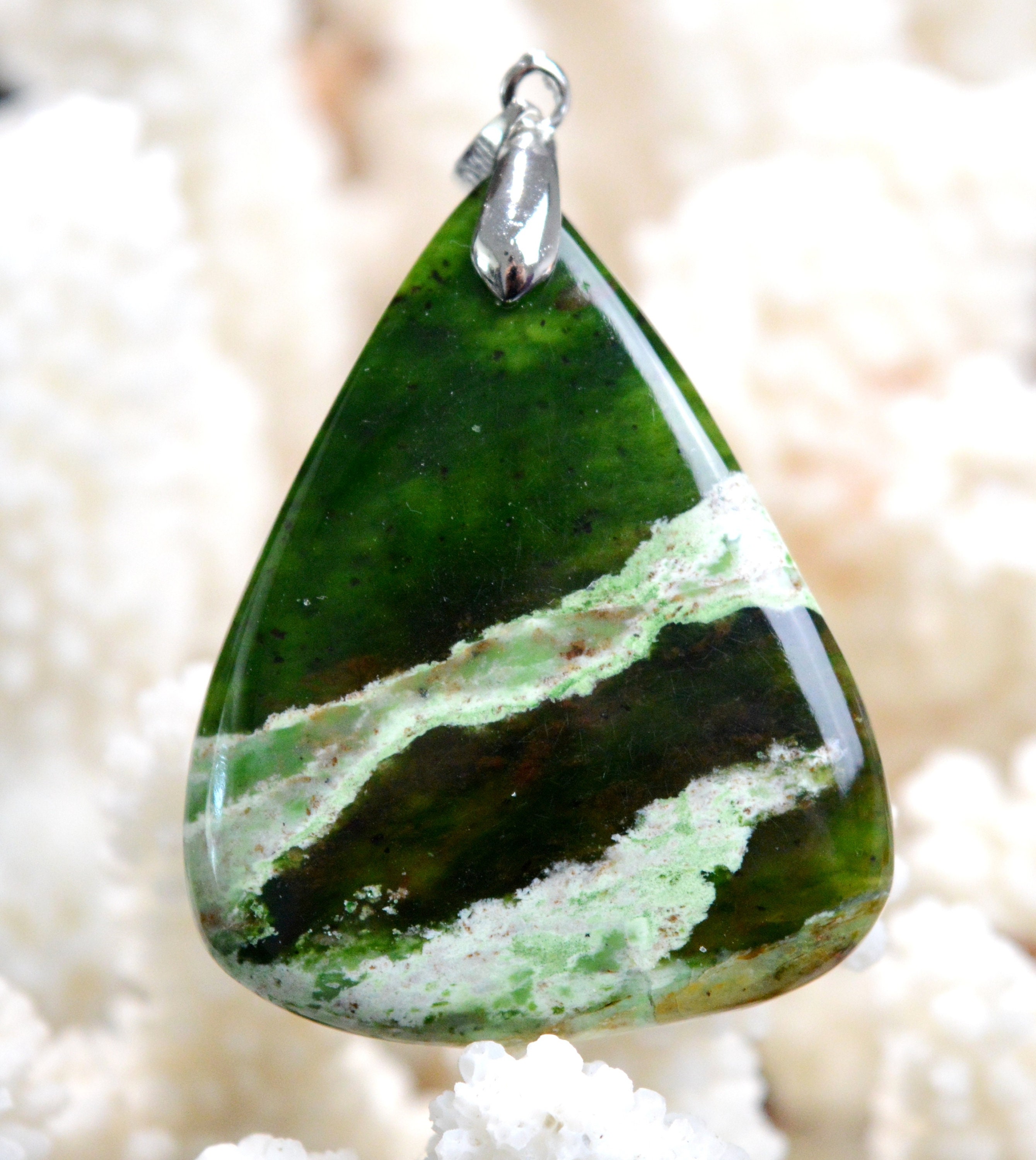 Calcedon Chrome 61 carats cabochon pendant natural stone | Etsy