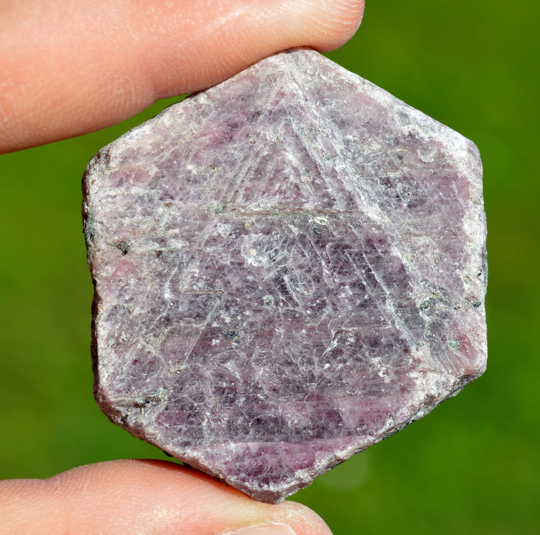 Corundum Var. Ruby 110 Grams - Gogogogo, Ampanihy, Atsimo-andrefana ...