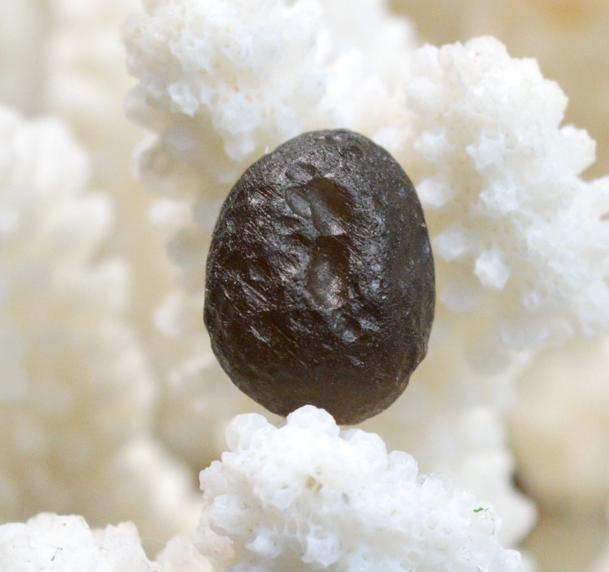 Colombianite Calitite Piedra de Rayo tectite - 13.70 carats - Cali ...