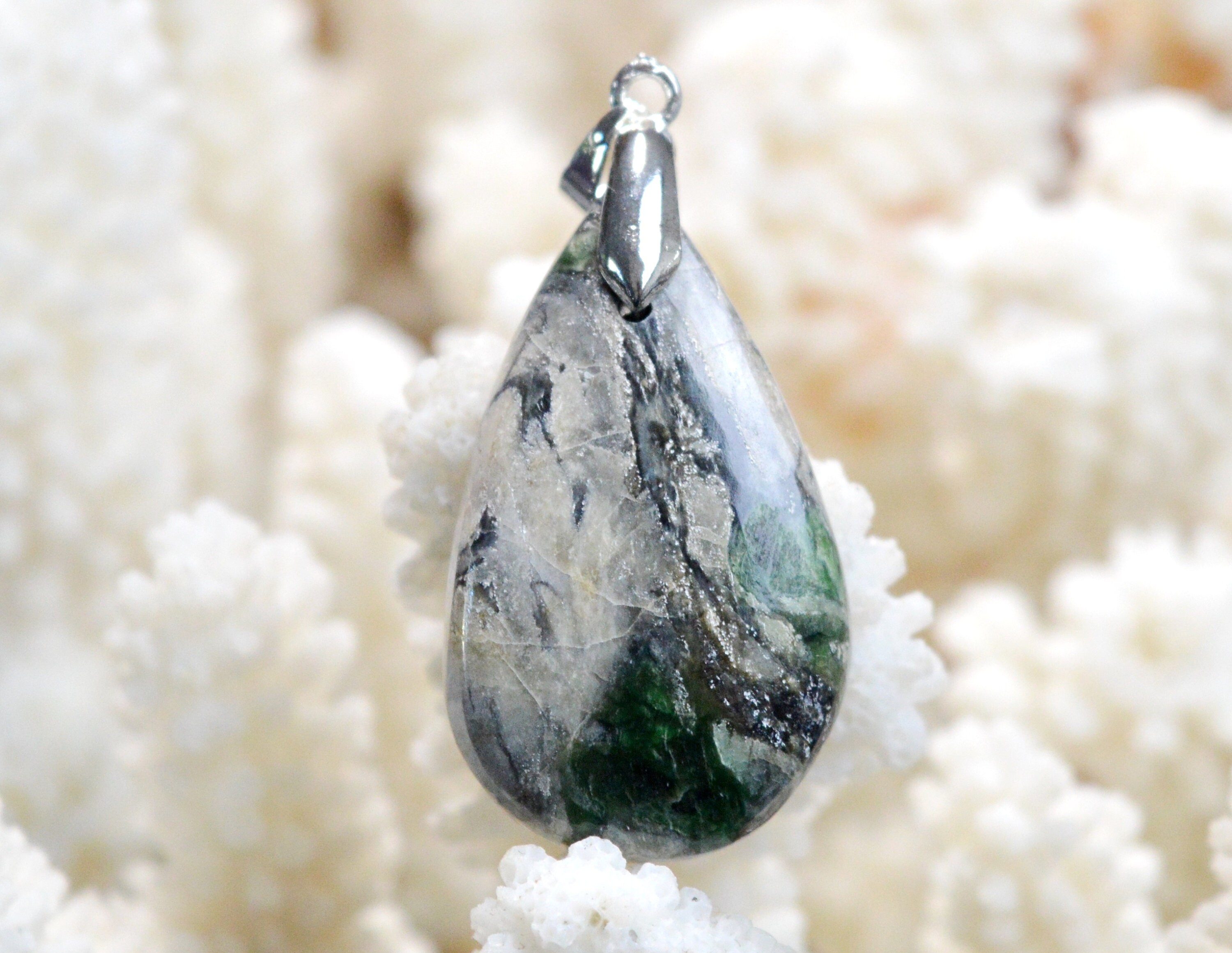 Smaragdite 42 Carats Cabochon Pendant Natural Stone - Etsy Australia