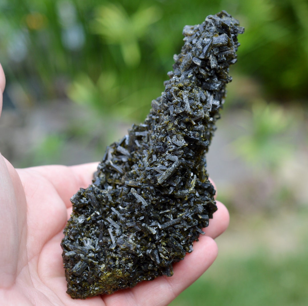 Epidote 490 Grams Bafoulabé Cercle, Kayes Region, Mali - Etsy