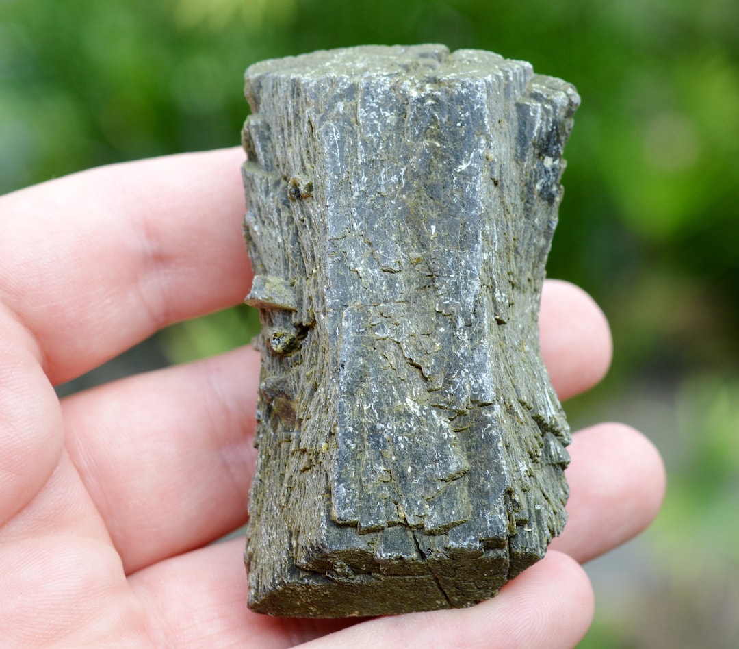 Epidote 181 Grams Bafoulabé Cercle, Kayes Region, Mali - Etsy