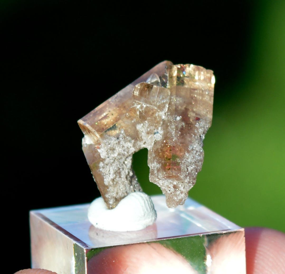 Topaz 2.4 Grams - Topaz Mountain, Thomas Range, Juab County, Utah, USA ...
