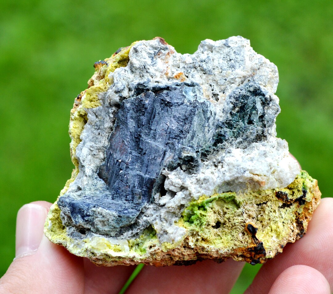 Galena Pyromorphite Cerussite 202 Grams L'argentolle, Saint-prix, Autun ...