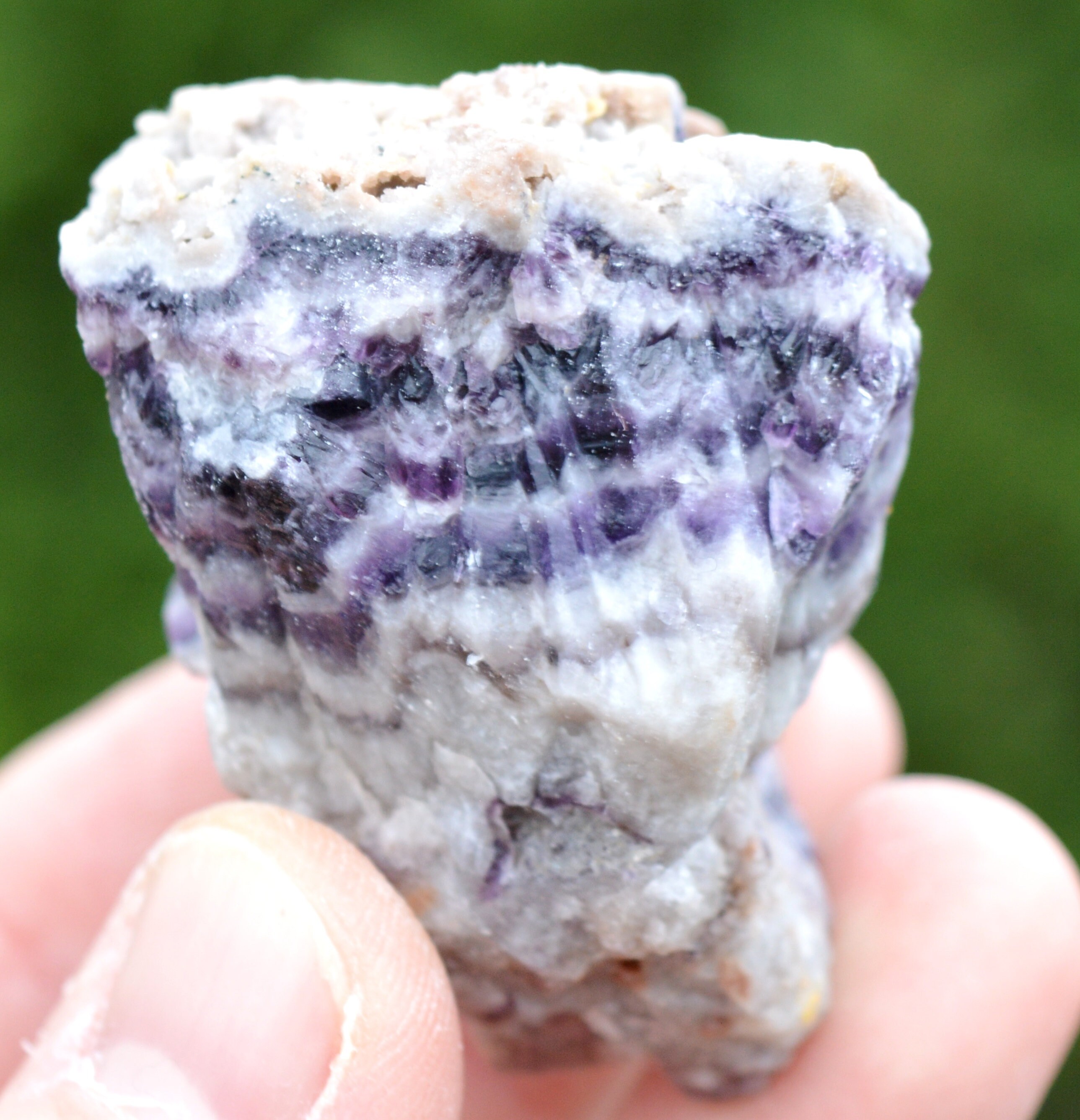 Chevron Amethyst - 119 grams - Escout, Le Vernet-Chaméane, Issoire, Puy ...