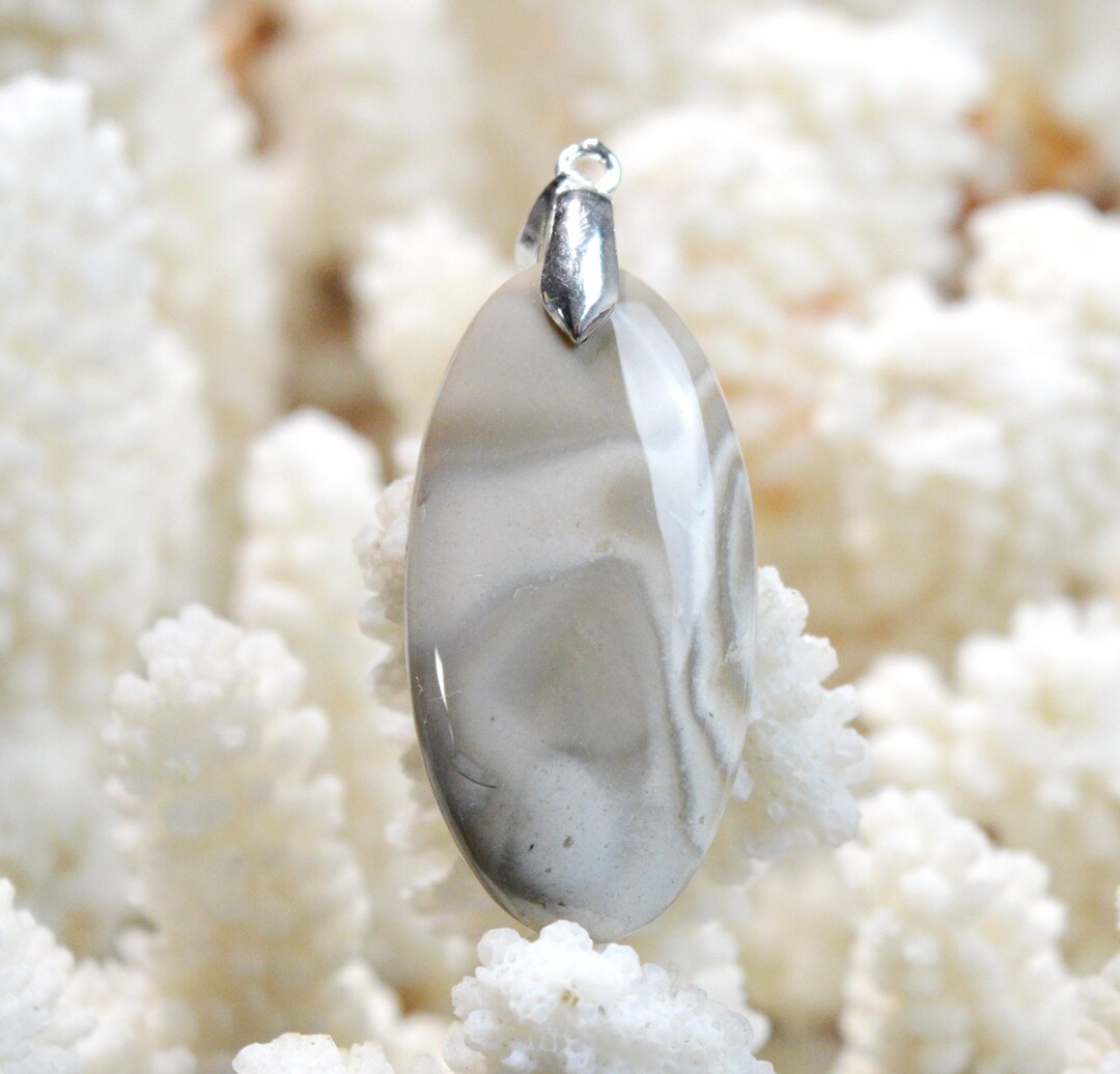 Flint (silex) 37 Carats - Natural Stone Cabochon Pendant - Poland ...