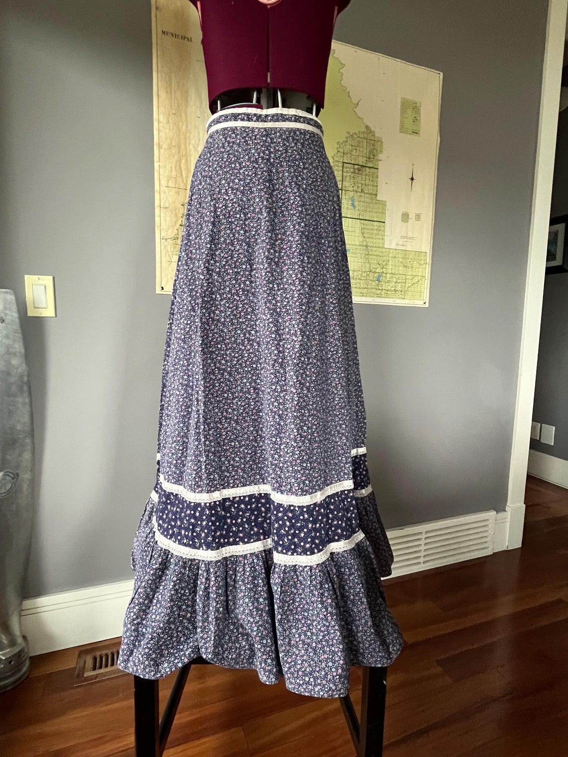 Vintage 28" 1970s Jessica's Gunnies Prairie Micro Floral and Lace Skirt ...