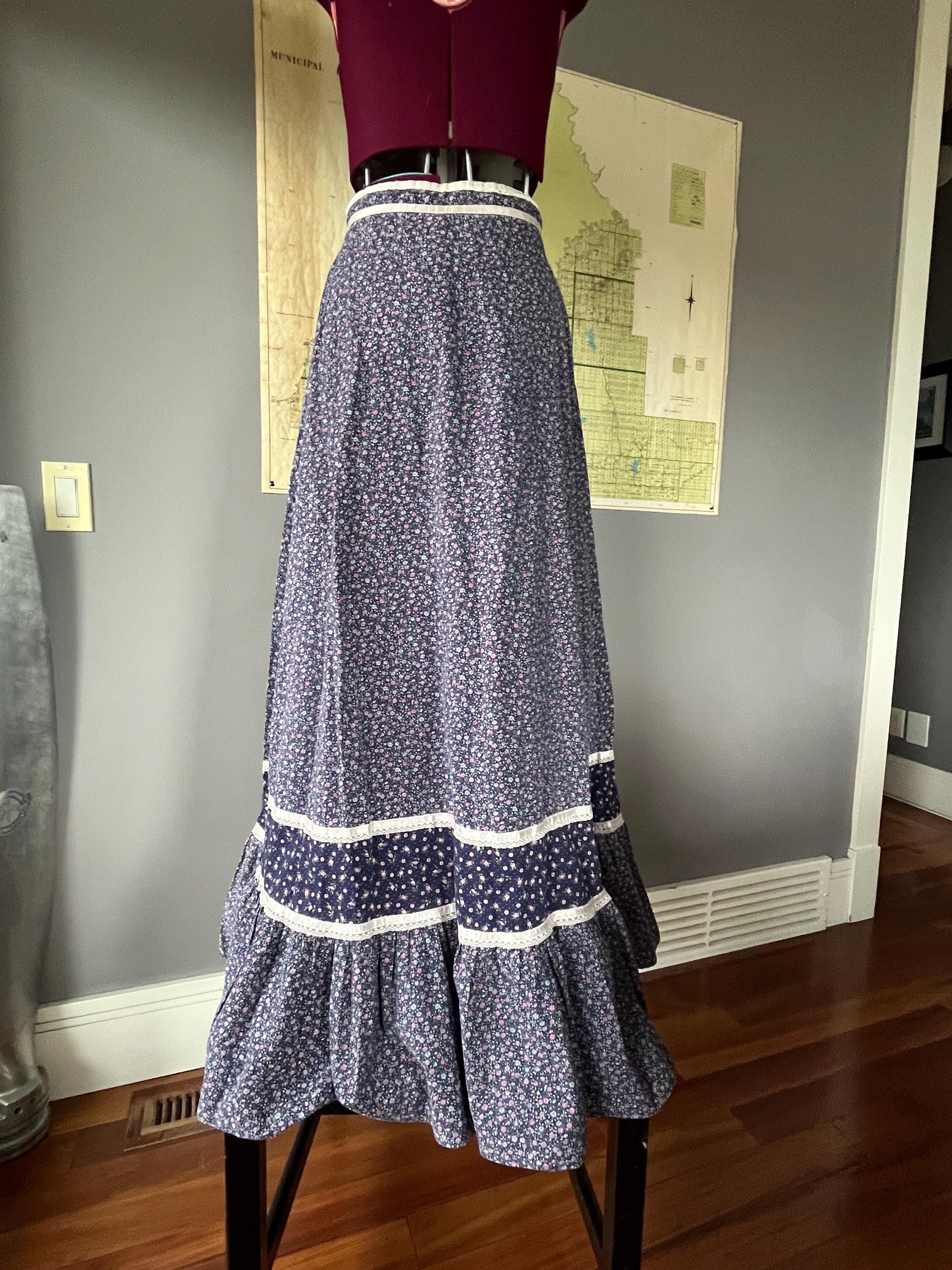 Vintage 28" 1970s Jessica's Gunnies Prairie Micro Floral and Lace Skirt ...
