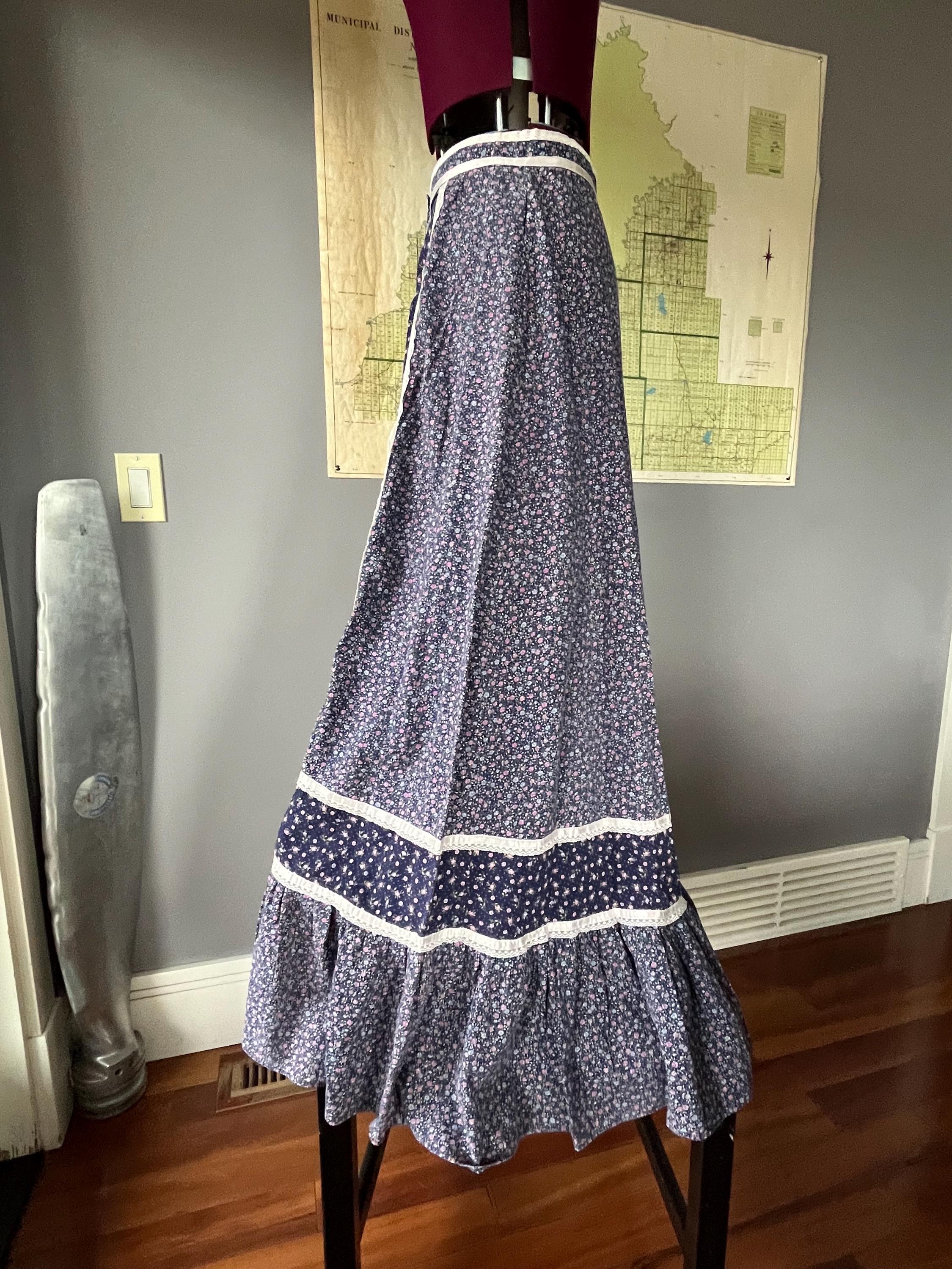 Vintage 28" 1970s Jessica's Gunnies Prairie Micro Floral and Lace Skirt ...