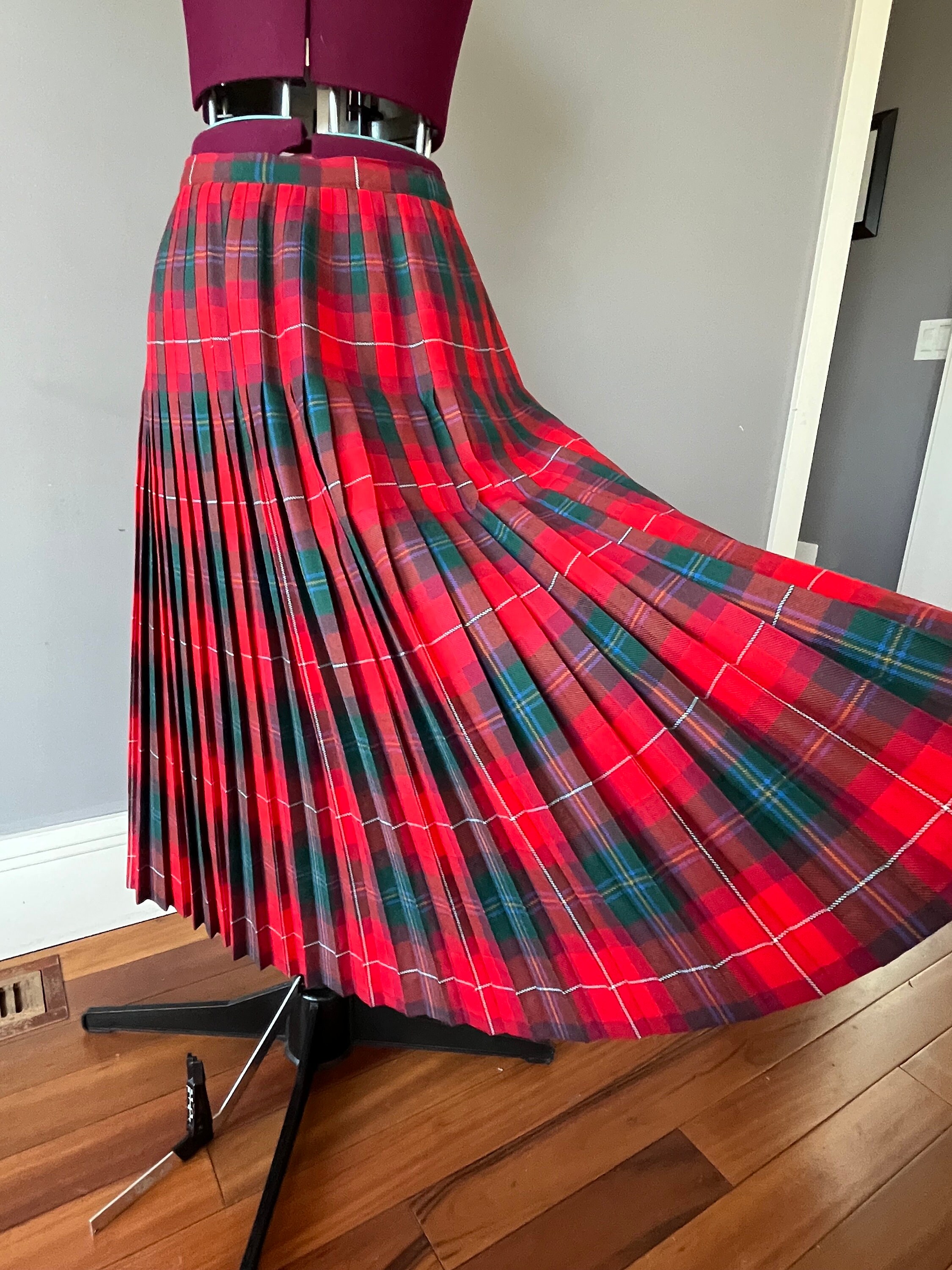 Vintage 29" 1970s Red Plaid Wrap Around Kilt Skirt L Tartan - Etsy
